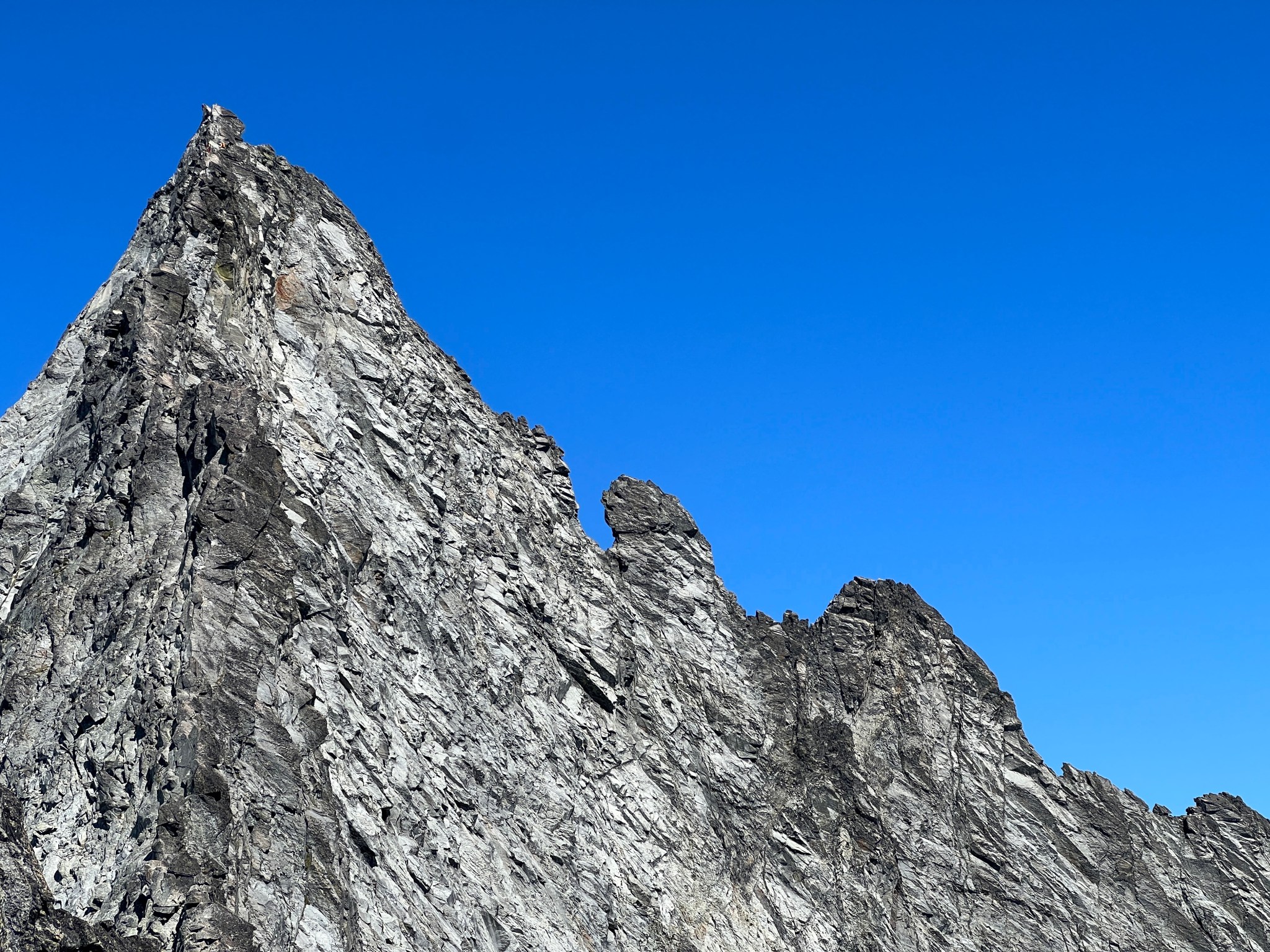 Forbidden Peak, East Ridge Direct (West Ridge Traverse) – Get High on ...